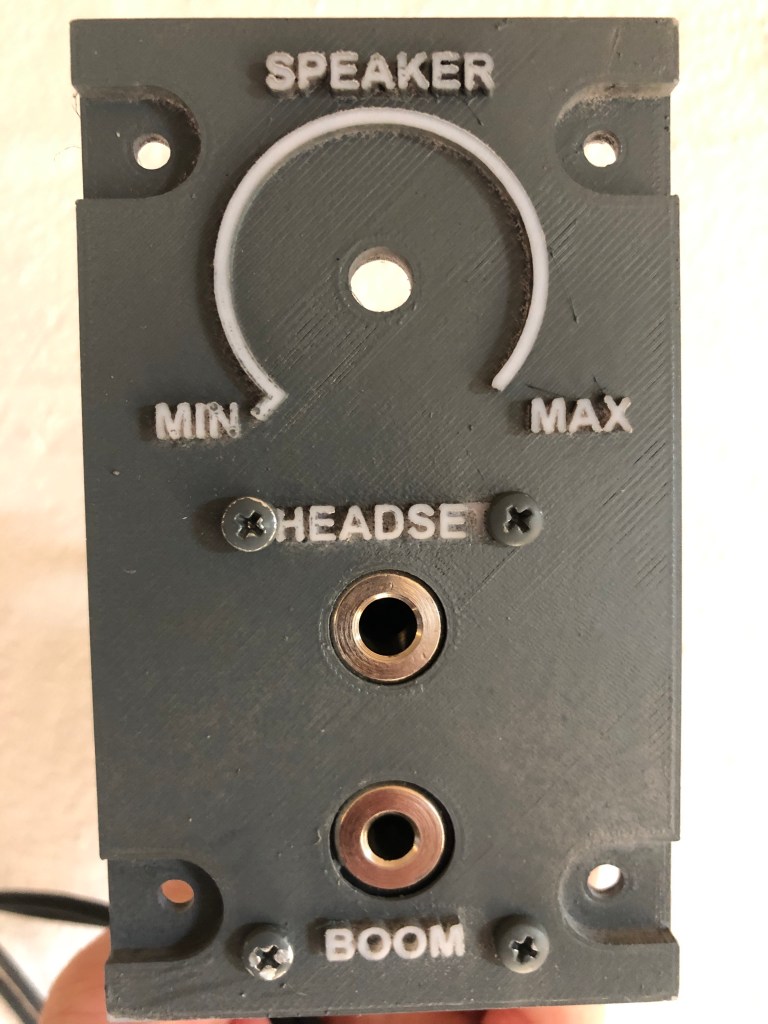 Interfacing aviation headsets | Build a Boeing